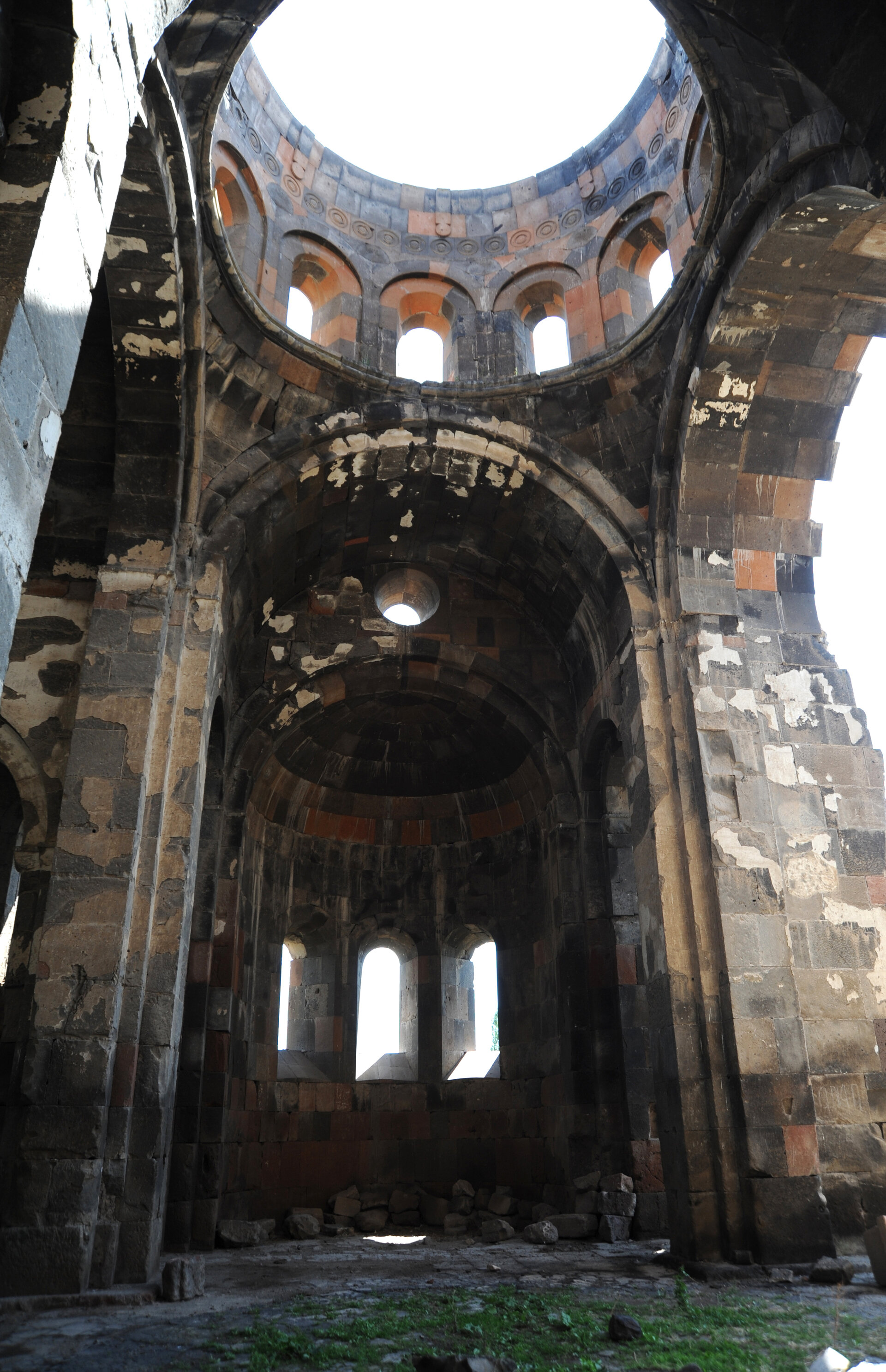 Church architecture of the 7th century in Transcaucasian countries ...