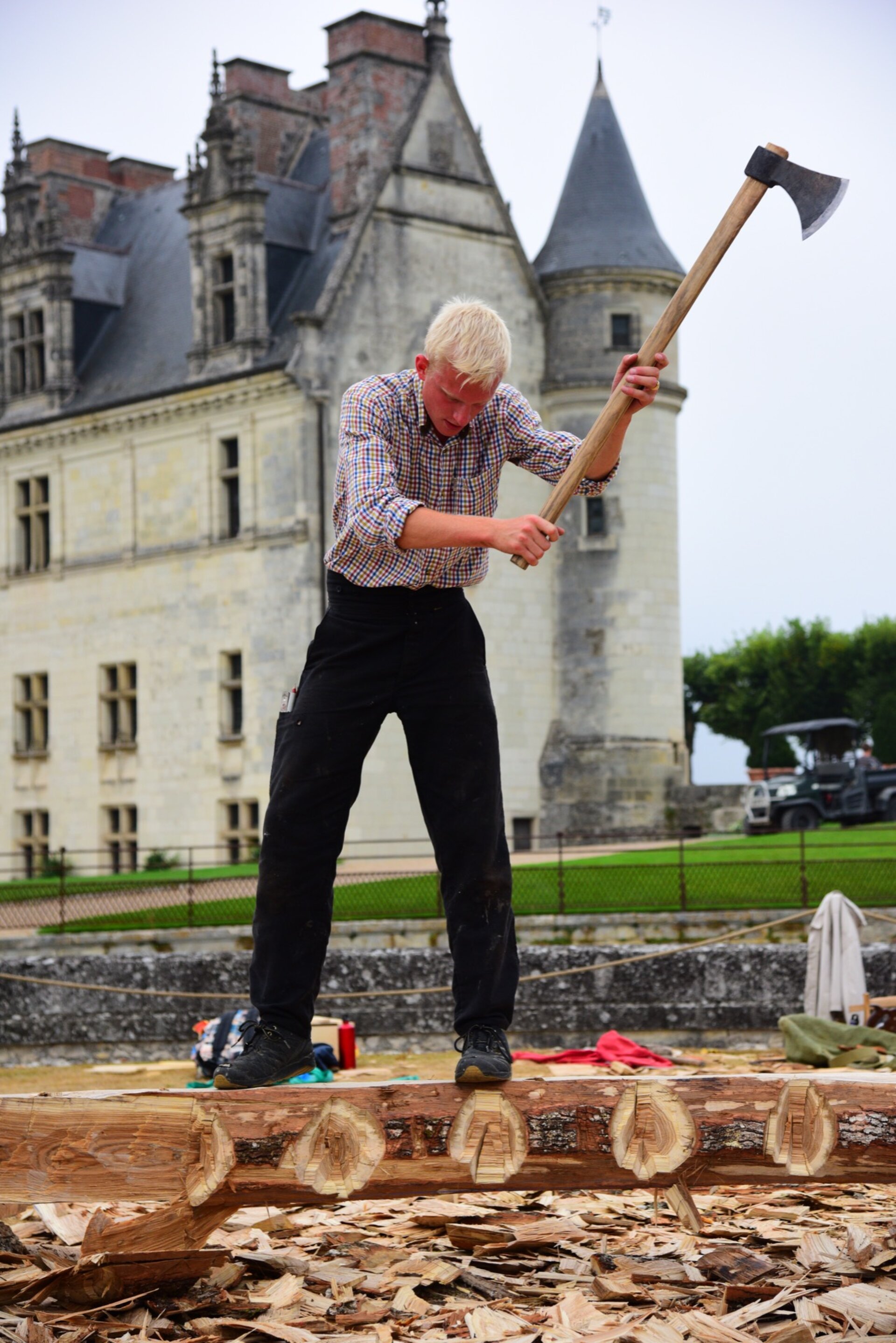 Carpenters without borders for Notre-Dame de Paris: handmade ...